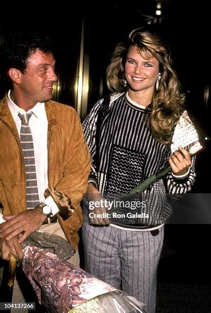 Christie Brinkley 1983 Photos And Premium High Res Pictures Getty Images