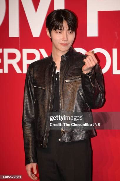Tom Hwang Photos And Premium High Res Pictures Getty Images