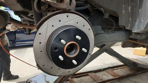 브레이크 디스크 및 패드 교체 Kgc 프릭사