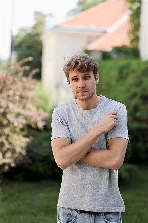 Mikołaj Bartosiewicz Wave