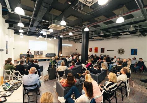 Spreadinglove Repost Nika Kunavar