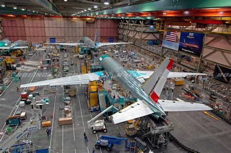 Boeing Images 777 Moving Line Final Assembly