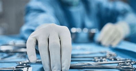 Risiko Infeksi Dari Bedah Tulang Belakang Invasif