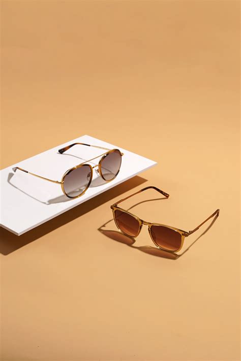 Sunglasses For Heart Shaped Faces Eyewa Blog