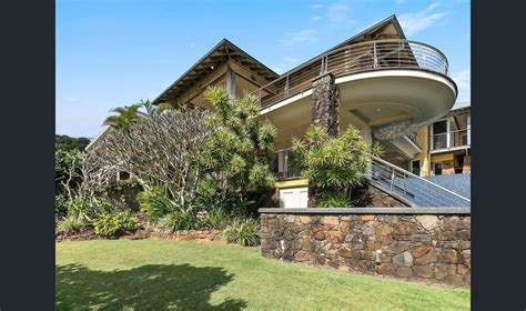 Zac Efrons Coastal House A 22 Million Paradise In Bayron Bay