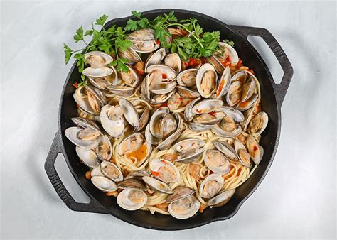 Clams With Roast Garlic Sauce Cape May Magazine