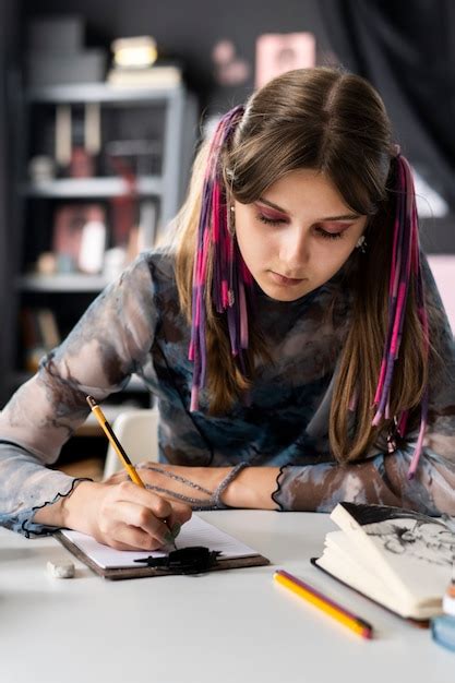 Premium Photo Front View Girl Doing Homework