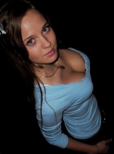 Хочу ее ротик Pic