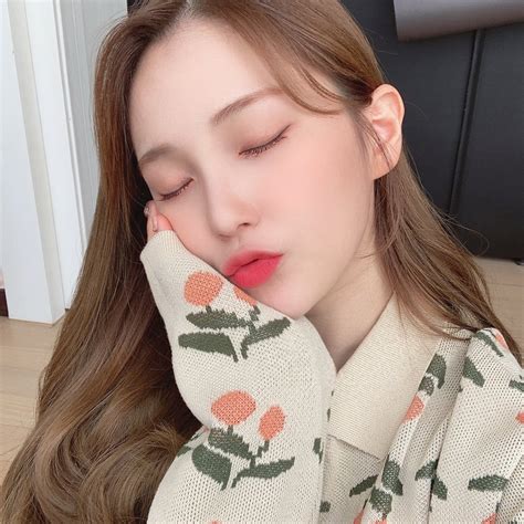 Yunji - Ariaz - Asiachan KPOP Image Board