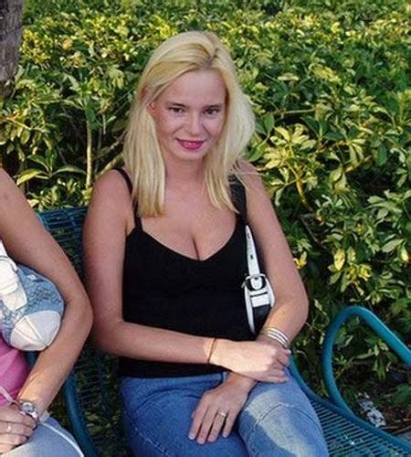 Stephy Model Profile