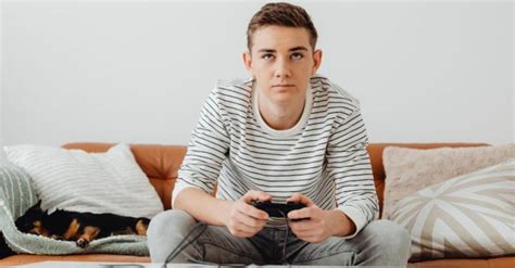 Hoe Voorkom Je Dat Je Gamende Tiener Gehackt Of Gescamd Wordt Mats 18