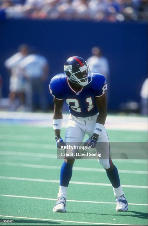 Wide Receiver Amani Toomer Of The New York Giants In Action During