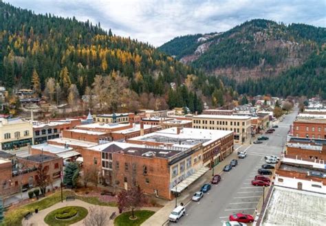Wallace Idaho Makings Of A Ski Town Out There Outdoors