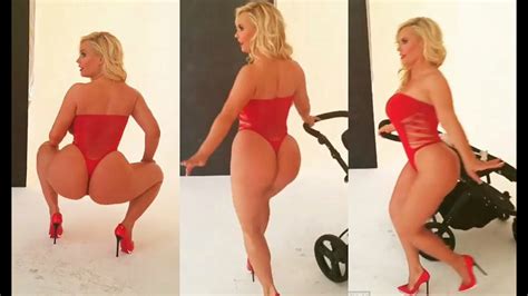 Coco Austin Hot Booty Twerk In Lingerie With Her Daughter Youtube