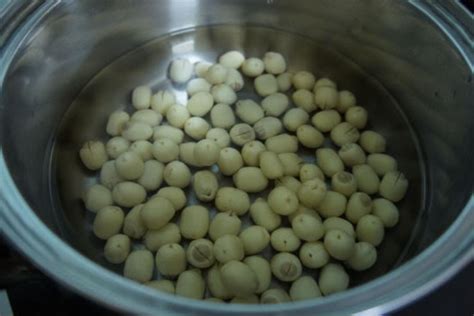 Cách Làm Mứt Hạt Sen Thơm Ngon Ngọt Dịu Từ Hạt Sen Tươi Và Khô