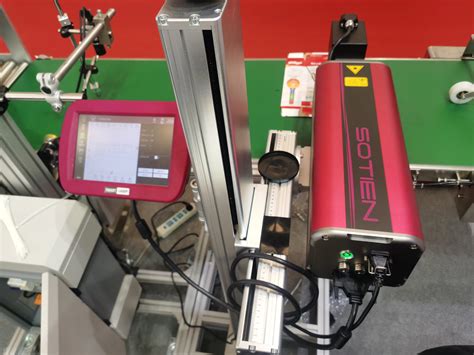 Extruded Pipes Co2 Laser Marker Ip65 Laser Date Code Printer 20w Ce