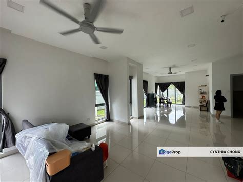 Sunway Lenang Height Taman Molek Double Storey Semi D House For Sale