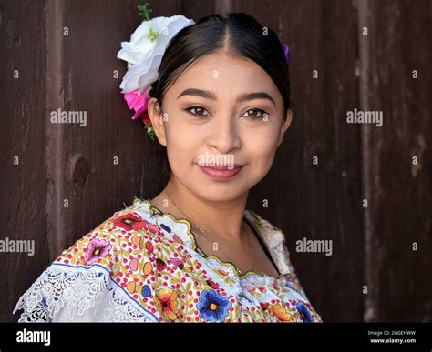 Pretty Mexican Makeup