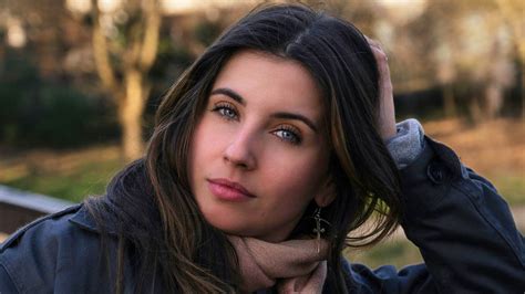 Stare Into Someones Eyes For 10 Minutes And Youll Feel Something