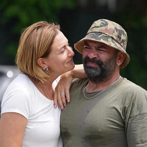 Ceyda Düvencinin Boşanma Nedeniydi Esra Akpınar Bülent Şakrakla Yasak Aşk İddiası Hakkında