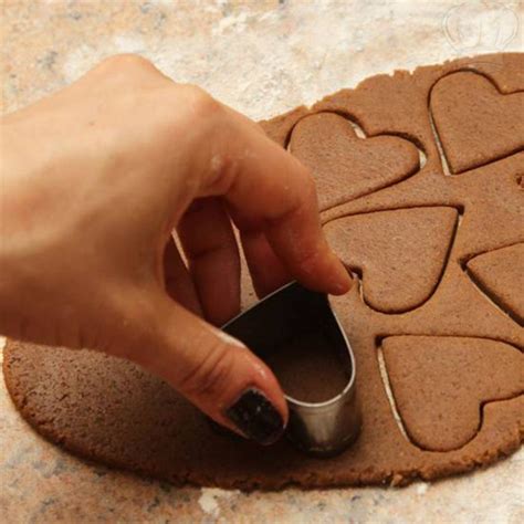 Metalne Modle Za Kolače 6 Delova Srce Cveće Nava Nv10 186 024 Volim