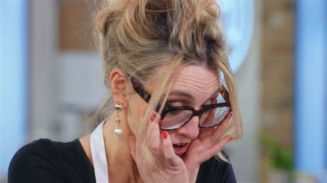 Im A Celebs Grace Dent Breaks Down In Tears On Masterchef As Food Critic Cooks For John Torode