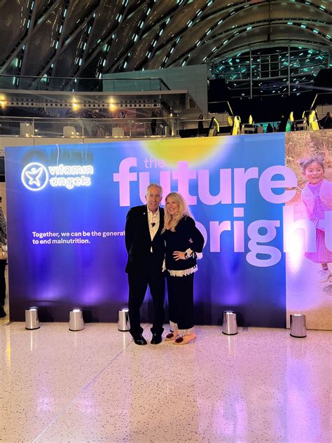 Night 2 Of Natural Products Expo West Celebrating Vitamin Angels And Heather Wainer Weidt