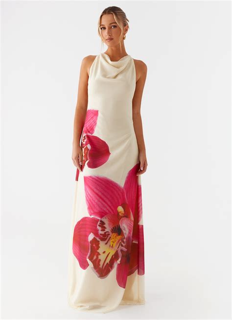 Island Girl Maxi Dress Yellow Peppermayo