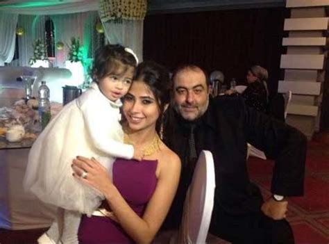 بعد خطوبتها أجرأ 10 صور لـ نانسي صلاح خطيبة زوج روبي السابق الموجز