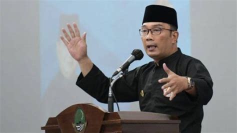 Pakar Komunikasi Politik Unair Sebut Ridwan Kamil Pasangan Realistis Bagi Ganjar Dan Prabowo