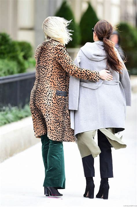 Cate Blanchett Dotes Over Adopted Daughter Edith 1 On Set Artofit