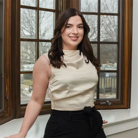 Sofia De Los Santos Real Estate Agent In Libertyville Il