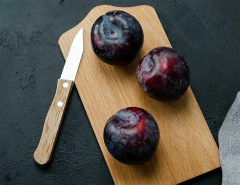 Are Plums Good For Weight Loss Exploring The Facts Klarity Health