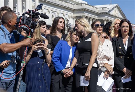 Photo Essay Epstein Survivors Confront Congress Demand Transparency