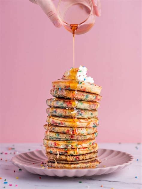 Quick Fluffy Funfetti Pancakes — Marleys Menu