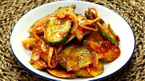 이제 오이무침 이렇게 드셔보세요 오이무침 맛있게 버무리는방법 오이무침요리 무침요리 무침 밑반찬요리 겉절이요리 오이무침 만드는법