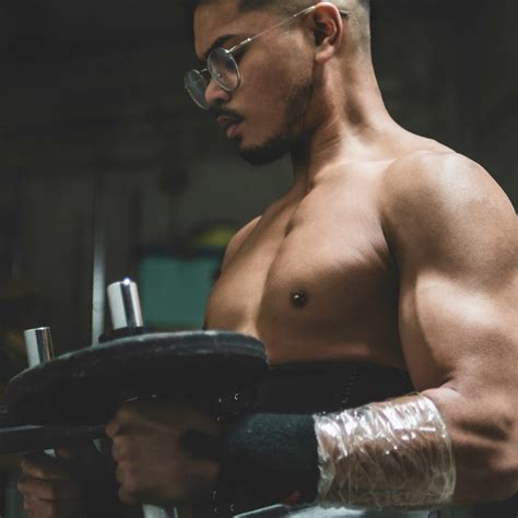 Long Head Vs Short Head Bicep Training Guide The Manual
