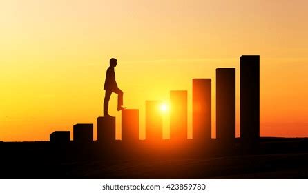 10 Thousand Man Climbing Growth Graph Royalty Free Images Stock