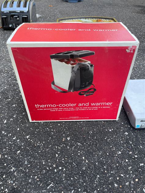 Thermo Cooler And Warmer 20050