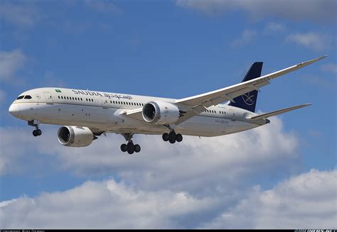 Boeing 787 9 Dreamliner Saudi Arabian Airlines Aviation Photo