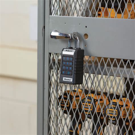Master Lock 6400ent Bluetooth Proseries Padlock