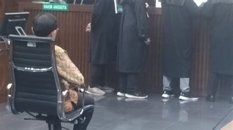 Siapa Hasbi Hasan Yang Keliling Bali Naik Helikopter Bareng Windy Idol