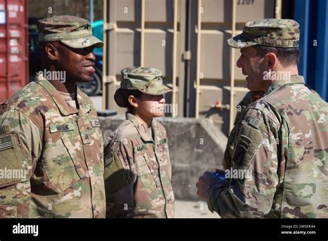 Us Army Lt Gen Christopher T Donahue Left Commanding General Xviii Airborne Corps