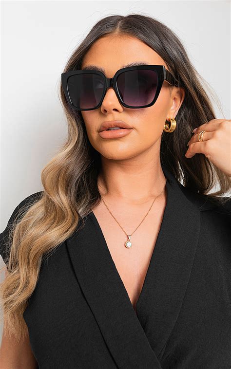 Black Alexis Oversized Cat Eye Sunglasses Ikrush