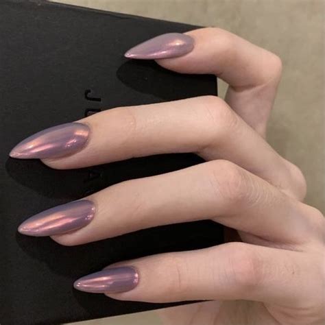 Soft Grunge Nail Art