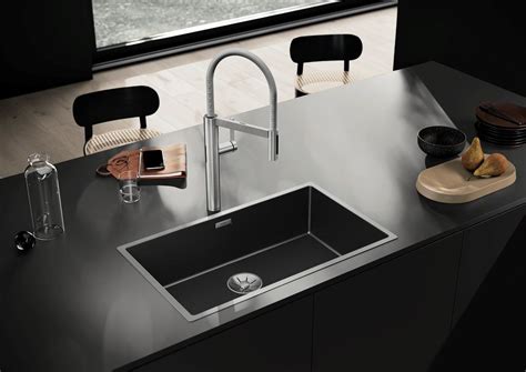 Claron Dark Steel Wonennl