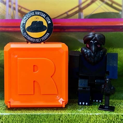 Roblox Whototrus Celebrity Series 8 Mystery Box Toysfeathered Felt Fedora Code Eur 1272