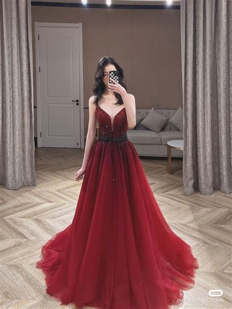 Ghim Trên Dresses Công Chúa