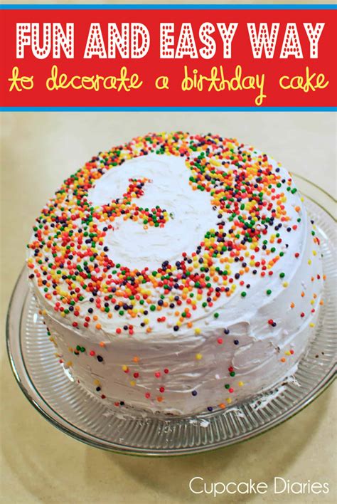Simple Ways To Decorate A Cake