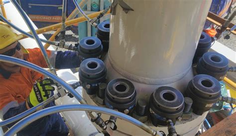 Hydraulic Bolt Torquing